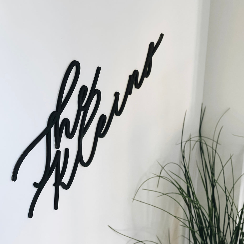 Personalized Last Name Floating Script – Grainwell